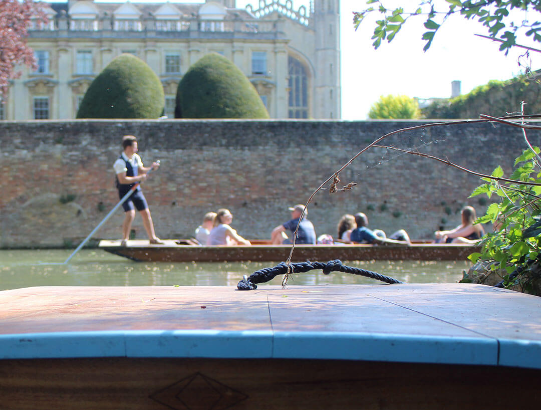When is the best time to go punting in Cambridge?
